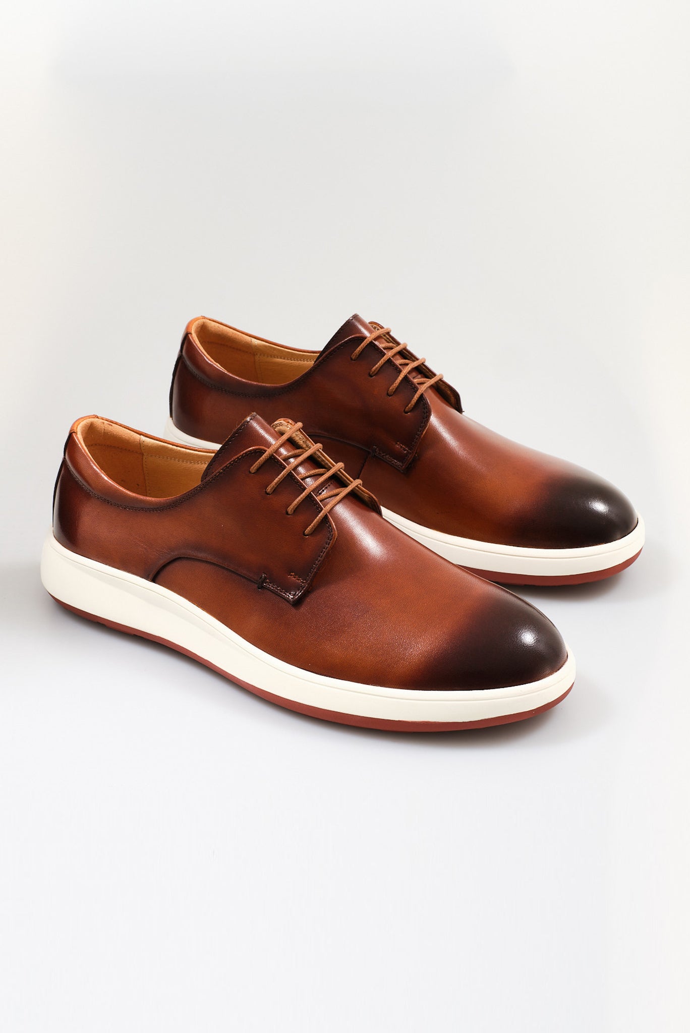 ΑΝΔΡΙΚΑ ΤΑΜΠΑ ΔΕΡΜΑΤΙΝΑ ΥΠΟΔΗΜΑΤΑ DERBY PORTOBELLO'S ΜΕ ΛΕΥΚΗ ΣΟΛΑ